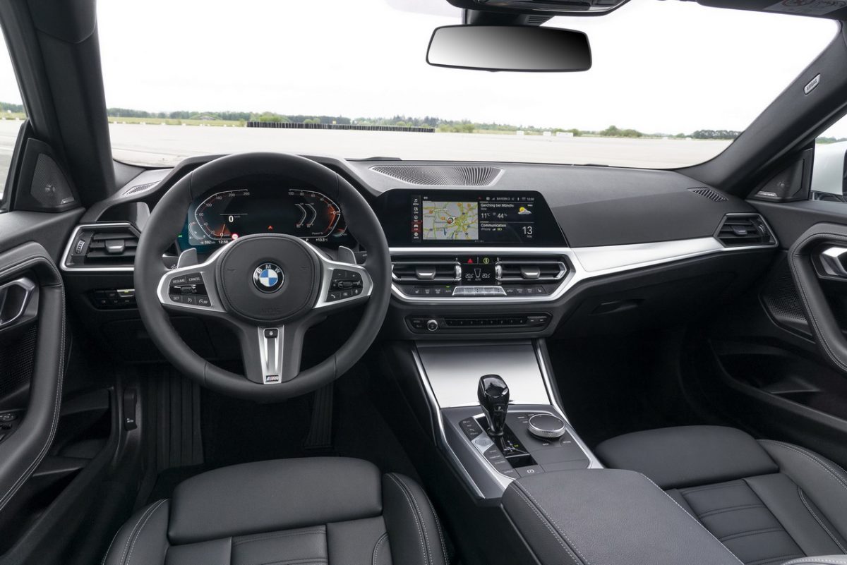 BMW新世代G42 2-Series以現代與復古設計風格首度露臉 並維持後驅設定 [影片] | 癮車報