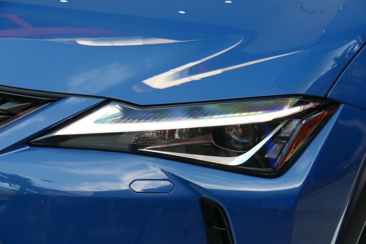 正式開啟LEXUS ELECTRIFIED序章 UX 300e耀眼登場 | 癮車報