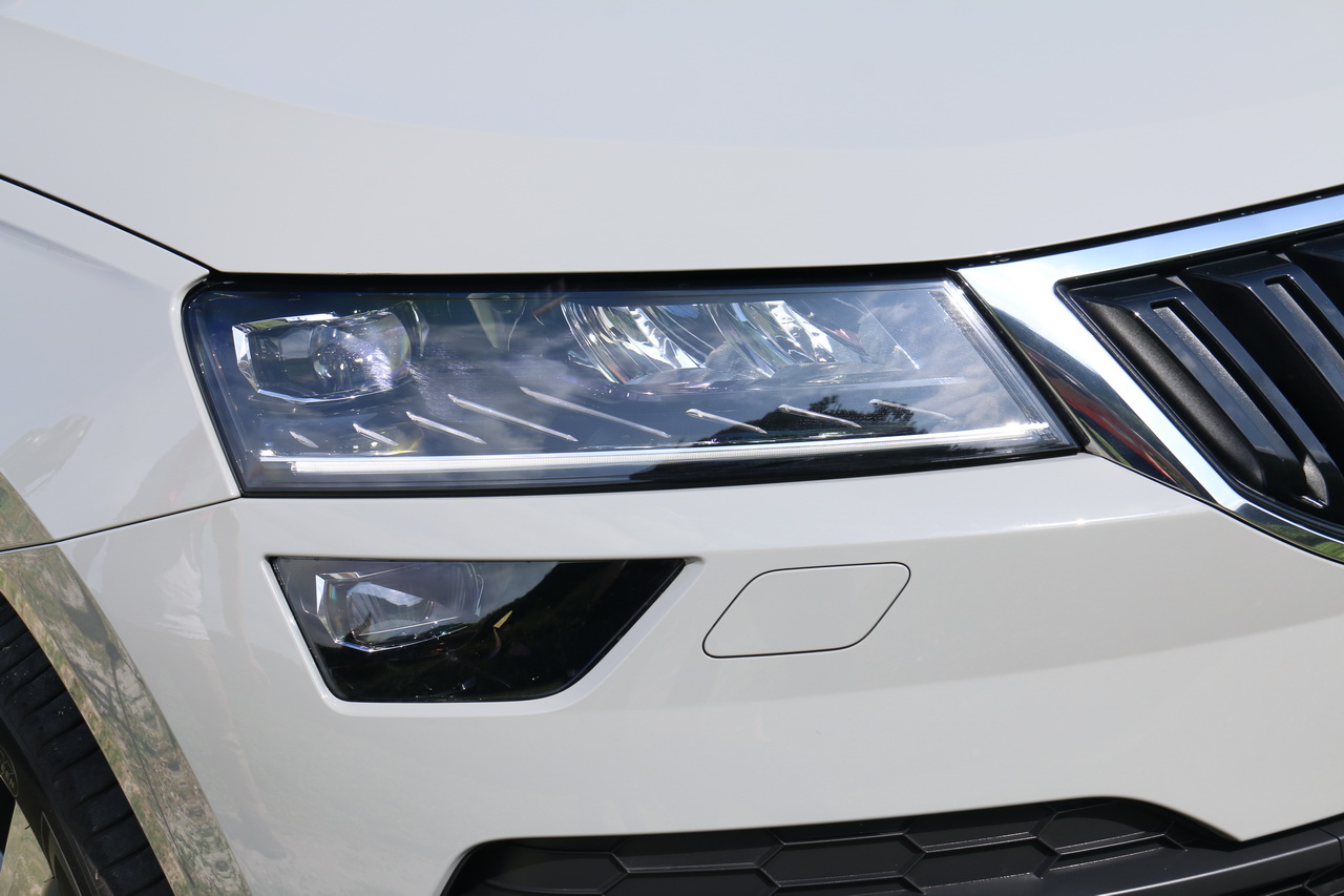 真正實力派家庭SUV Skoda小改款Karoq新玉山版SportLine試駕 | 癮車報