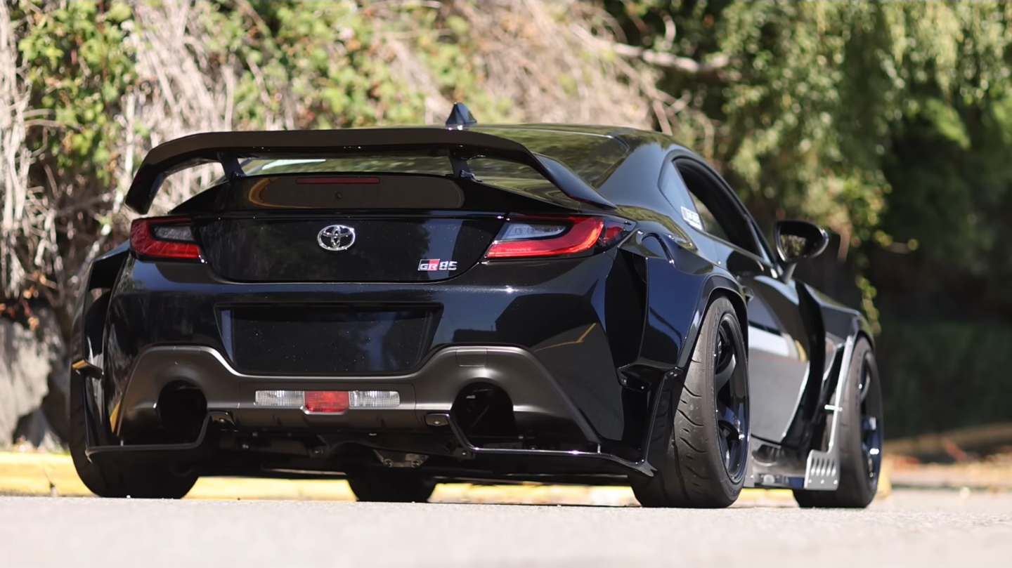 入主全新Toyota GR86 還没跑過直接植入2JZ-GE引擎 躍升至500匹馬力！！！ [影片] | 癮車報