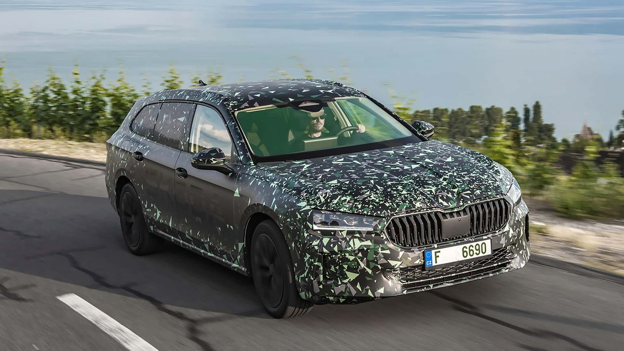 Skoda全新四代Superb 規格揭曉 尺寸更大、最大馬力高達261匹 | 癮車報