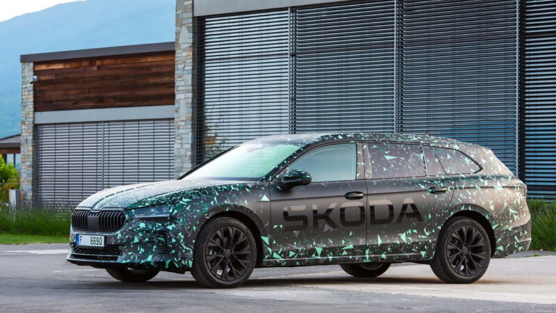 Skoda全新四代Superb 規格揭曉 尺寸更大、最大馬力高達261匹 | 癮車報