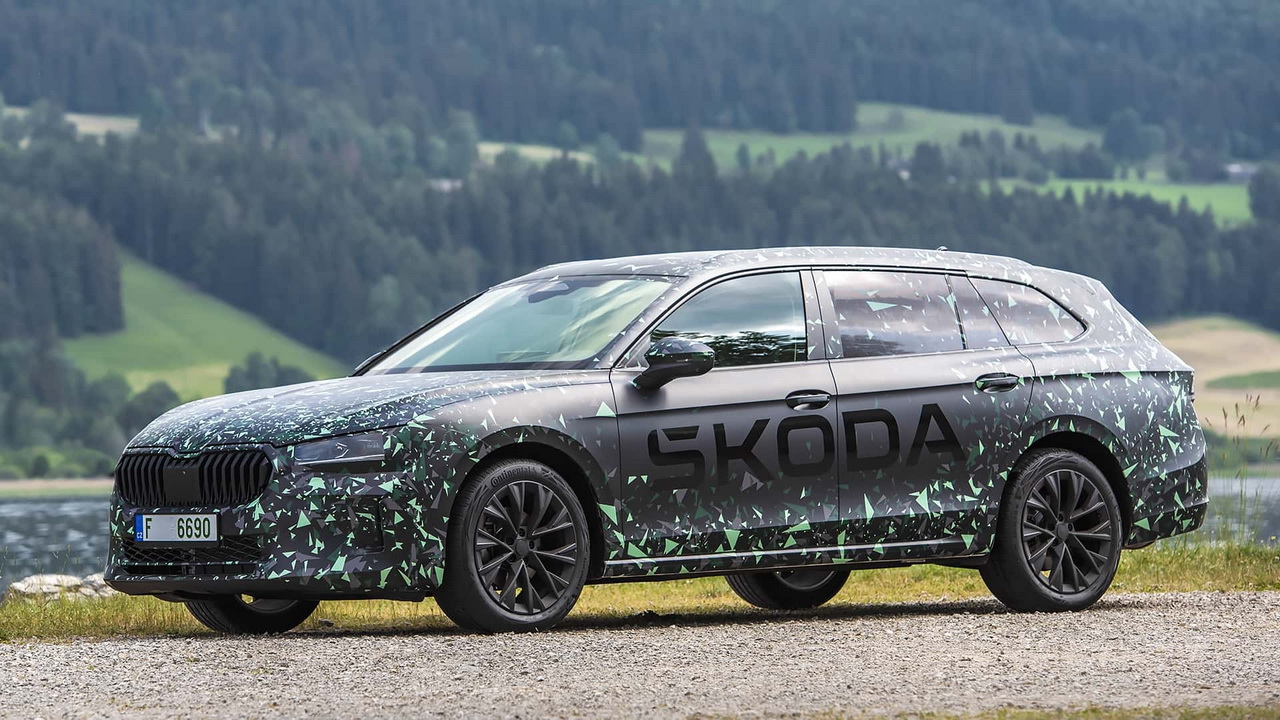 Skoda全新四代Superb 規格揭曉 尺寸更大、最大馬力高達261匹 | 癮車報