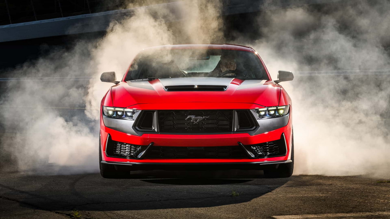 全新Ford Mustang美國買家很喜歡V8 其中67%選擇Coyote V8 同時27%訂單是手排車型 | 癮車報