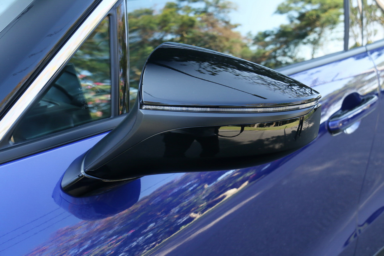 就算是入門也要夠豪華好駕馭 Lexus LBX Cool試駕-外觀內裝篇 | 癮車報