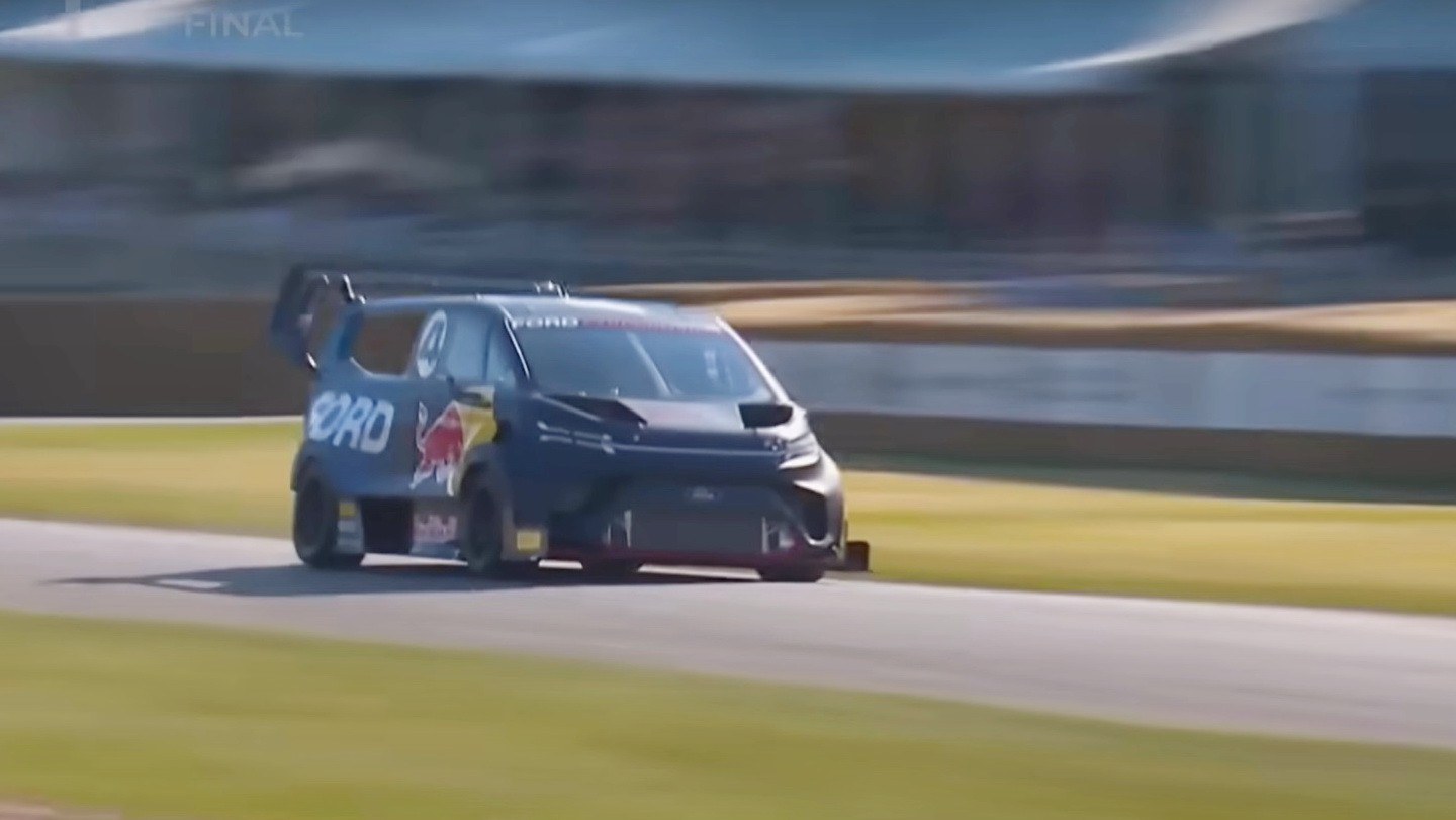 1400匹馬力的Ford SuperVan 4.2在Goodwood爬坡賽中奪冠！！！ [影片] | 癮車報