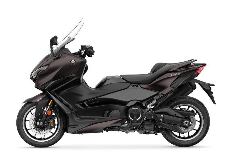 Yamaha TMAX 2025年式登場 性能全面進化與現代科技結合 | 癮車報