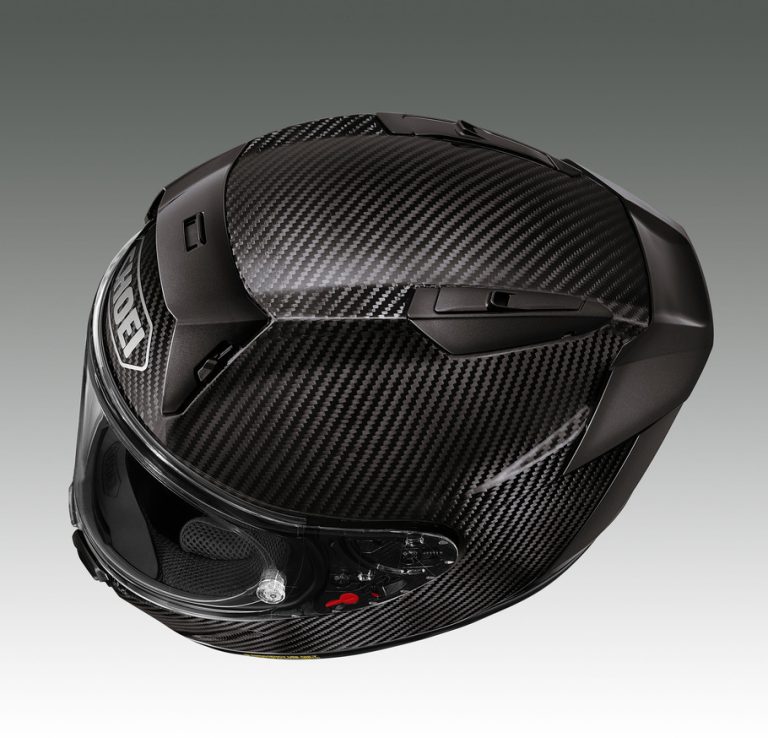 驚豔的碳纖維外殼！！！ SHOEI推出碳纖維旗艦全罩安全帽X-Fifteen Carbon限定版 | 癮車報